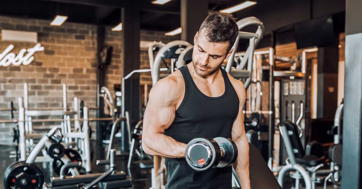 Concentration Curl vs Bicep Curl – The Ultimate Guide to Building Your ...